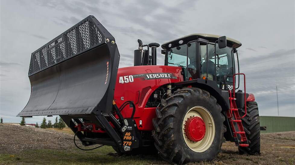 Versatile 450 kniktrekker met Grouser Ag Pro 770 | Trekkerweb.nl ...